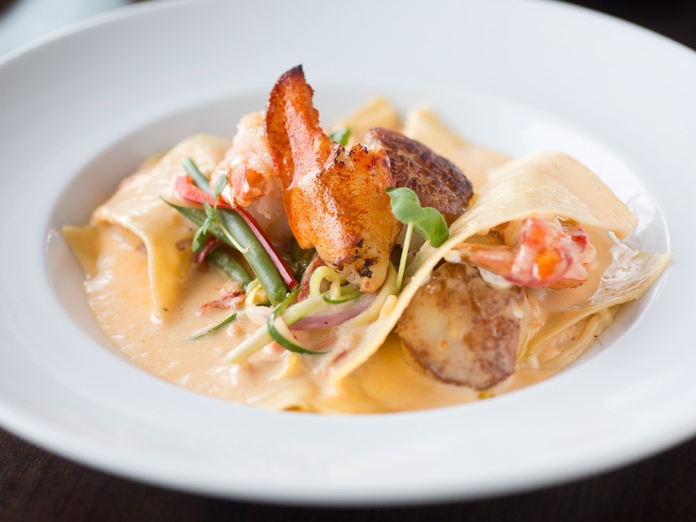 DUO VAN OPEN RAVIOLI VAN KREEFT (PERS) | FONTEYNE THE KITCHEN